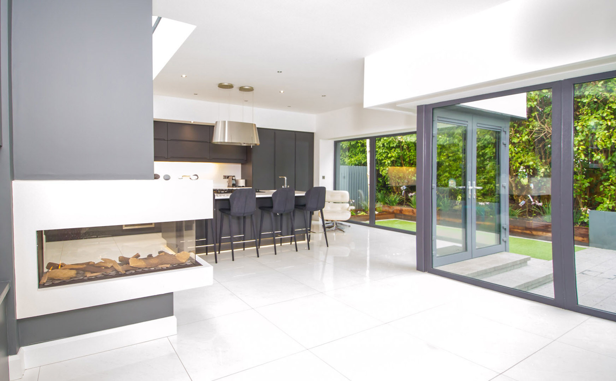 Barna Home Extension: Modern Meets Classic by Architectural Spaces